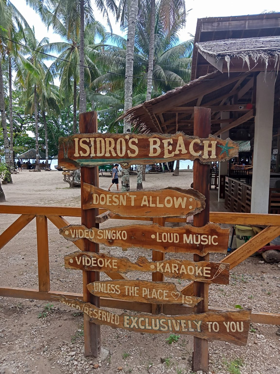 LOOK: Have A Nice Weekend @ The Isidro's Beach Of Initao, Misamis Oriental