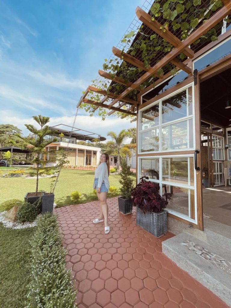 LOOK: An #Instagrammable New Overlooking Cafe In CDO